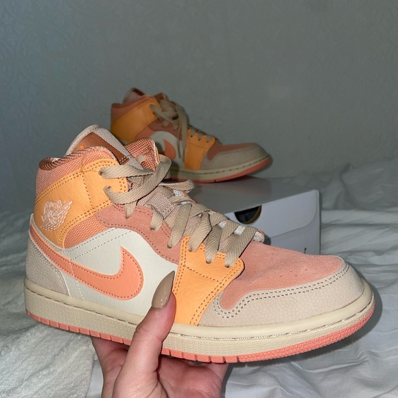 Jordan | Shoes | Wmns Air Jordan Mid Apricot Size 85 | Poshmark